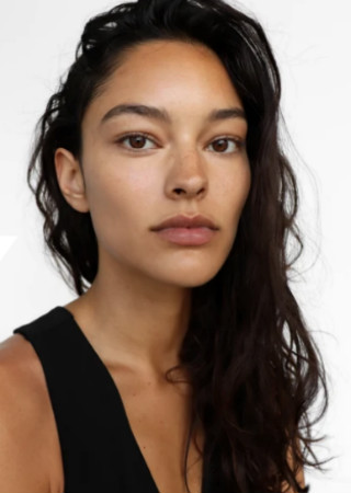 Elizabeth Salt | Premium Models