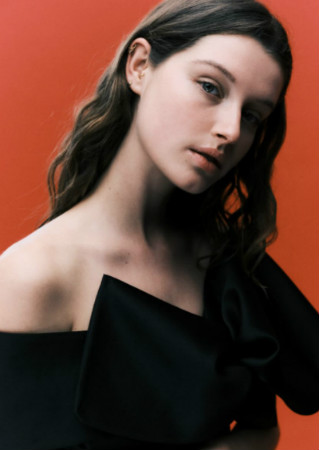 ZOE JADE | Premium Models